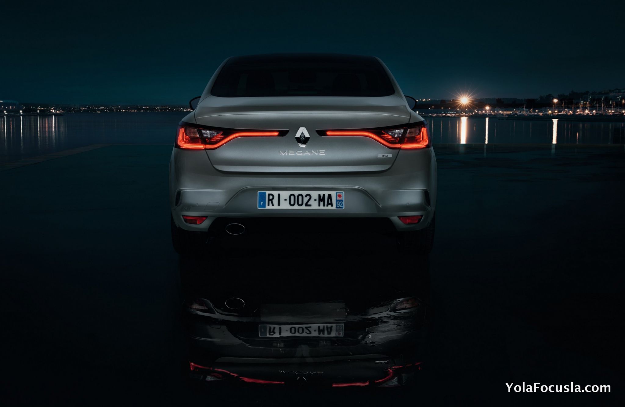 Renault Megane 4 Sedan Tanıtıldı: Efsane Geri Döndü! - Yola Focusla