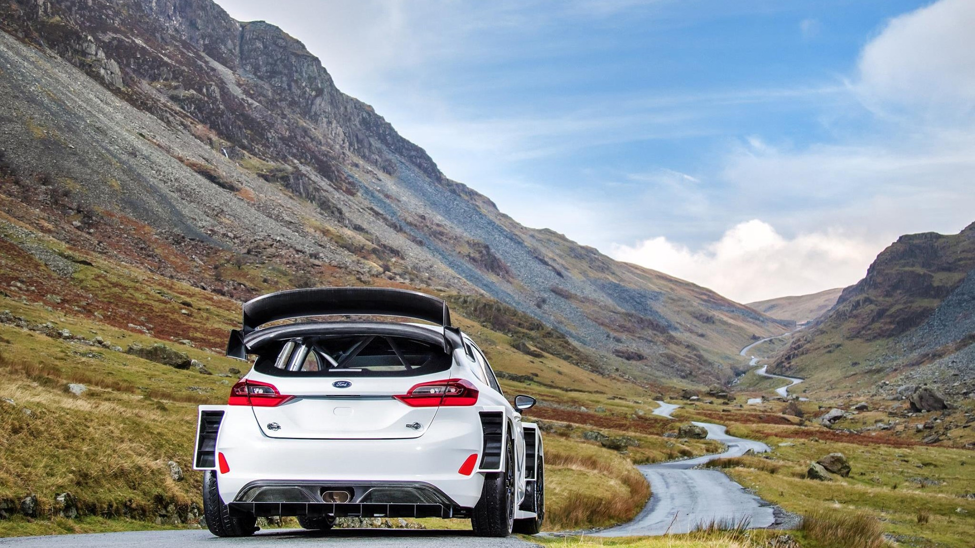 2017 Ford Fiesta WRC Tanıtıldı - Yola Focusla